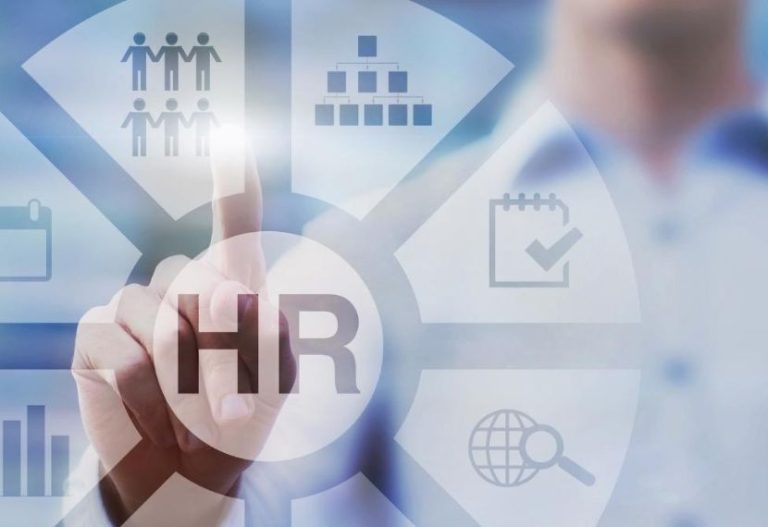 What is in an HRIS System? 7 Best Key Features and Benefits